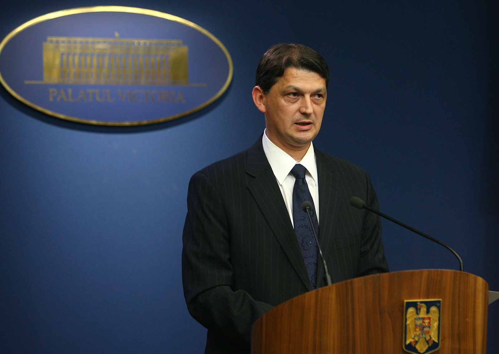 Gabriel Berca şi Mihai Banu, condamnaţi la 3 ani, respectiv 3,5 ani de ...