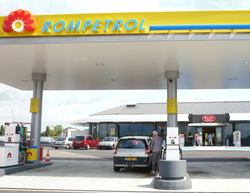 Rompetrol va deschide încă zece staţii de benzină în Bulgaria ...