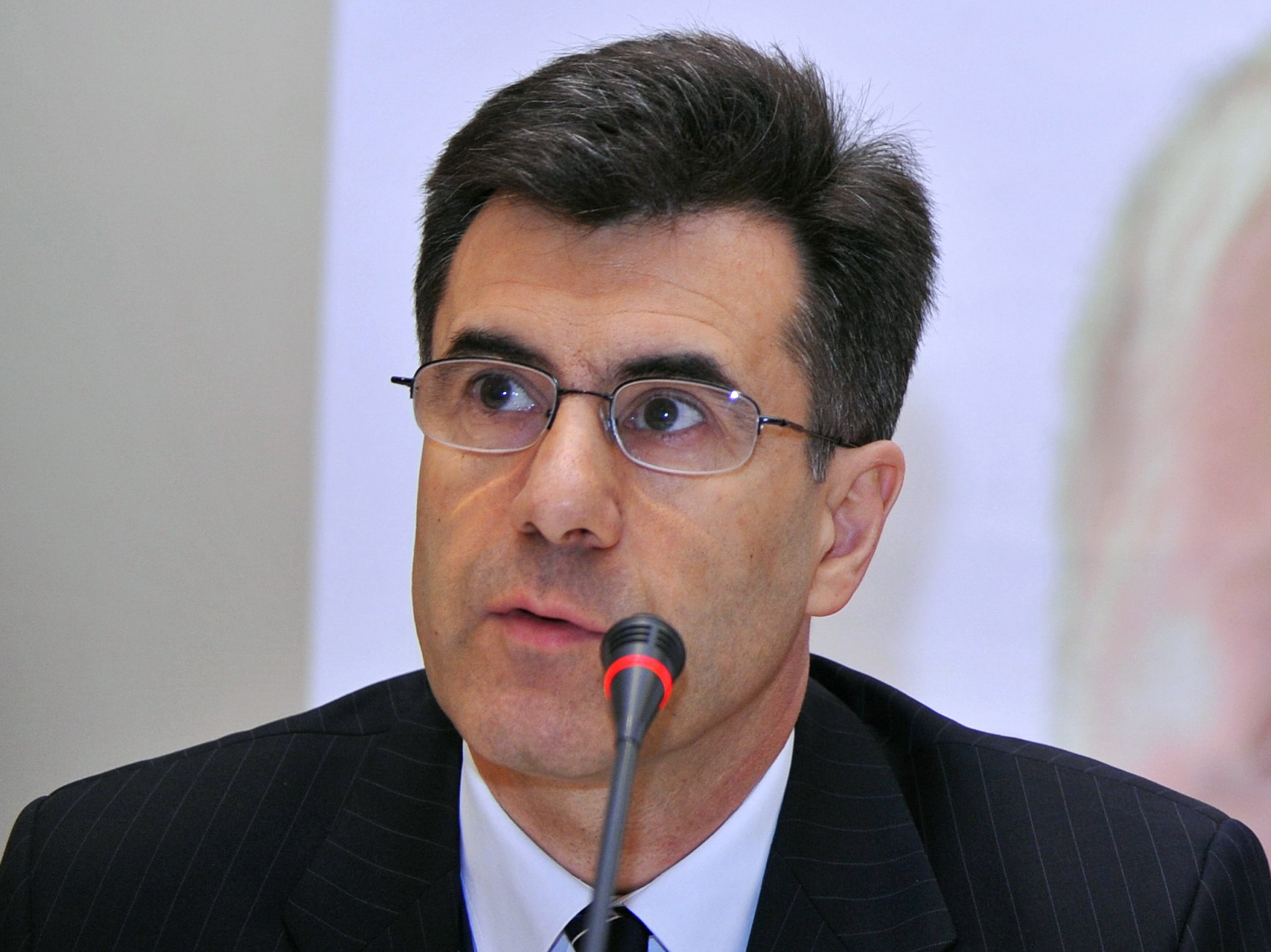 Croitoru (BNR): În România nu există un capitalism performant ...