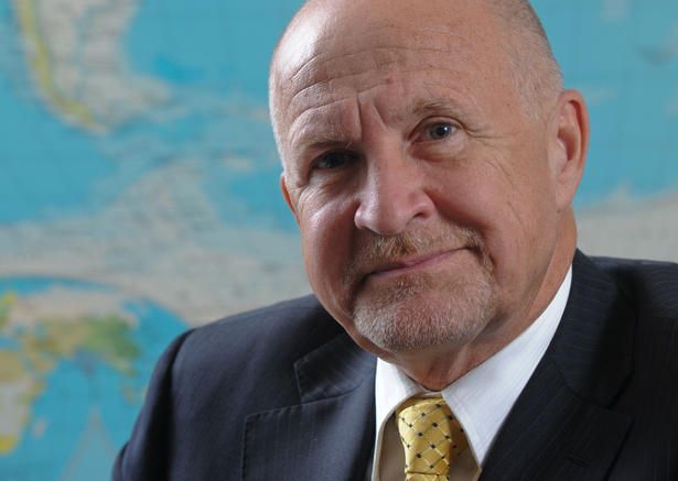 UPDATE Unul dintre creierele afacerii Roşia Montană cumpără cuprul ...