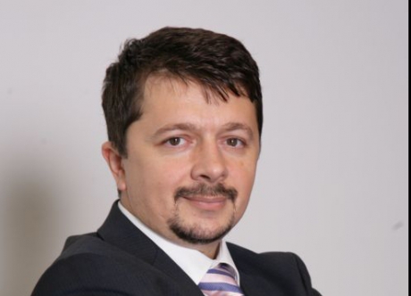 Şeful Fiscului, Dragoş Doroş, a venit de la 6.500 de euro pe lună la ...