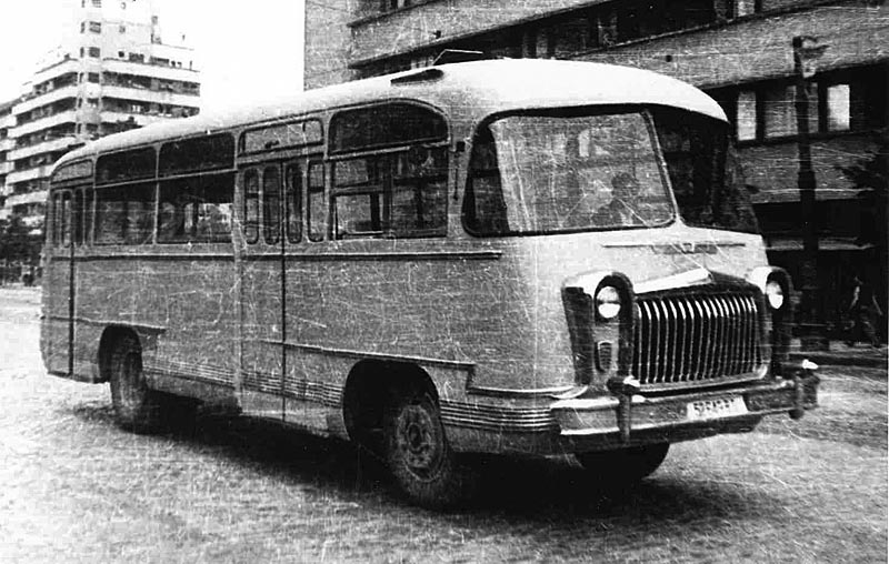 Cum arăta primul autobuz românesc. FOTO - Economica.net