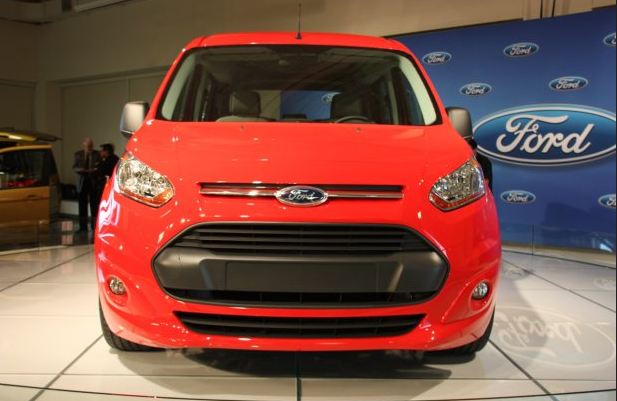 O nouă maşină Made in România? Ford ar putea produce noul Transit ...