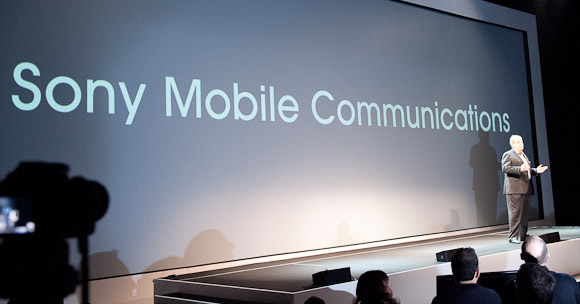 Sony va lansa un telefon care să se bată cu iPhone şi Galaxy SIII ...