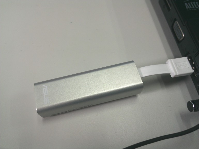 S-a lansat cel mai mic router din lume. Cum arată şi cât costă FOTO ...