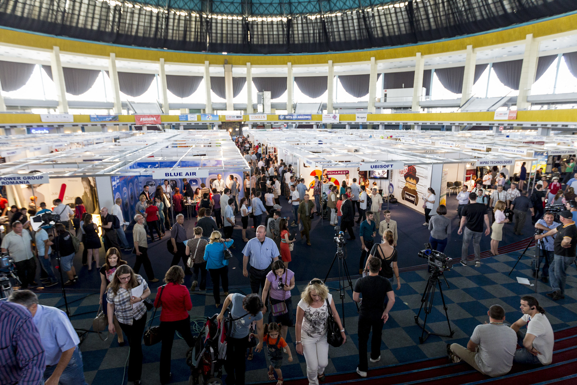 eJobs.ro pregăteşte cel mai mare târg de joburi din România. Când ...