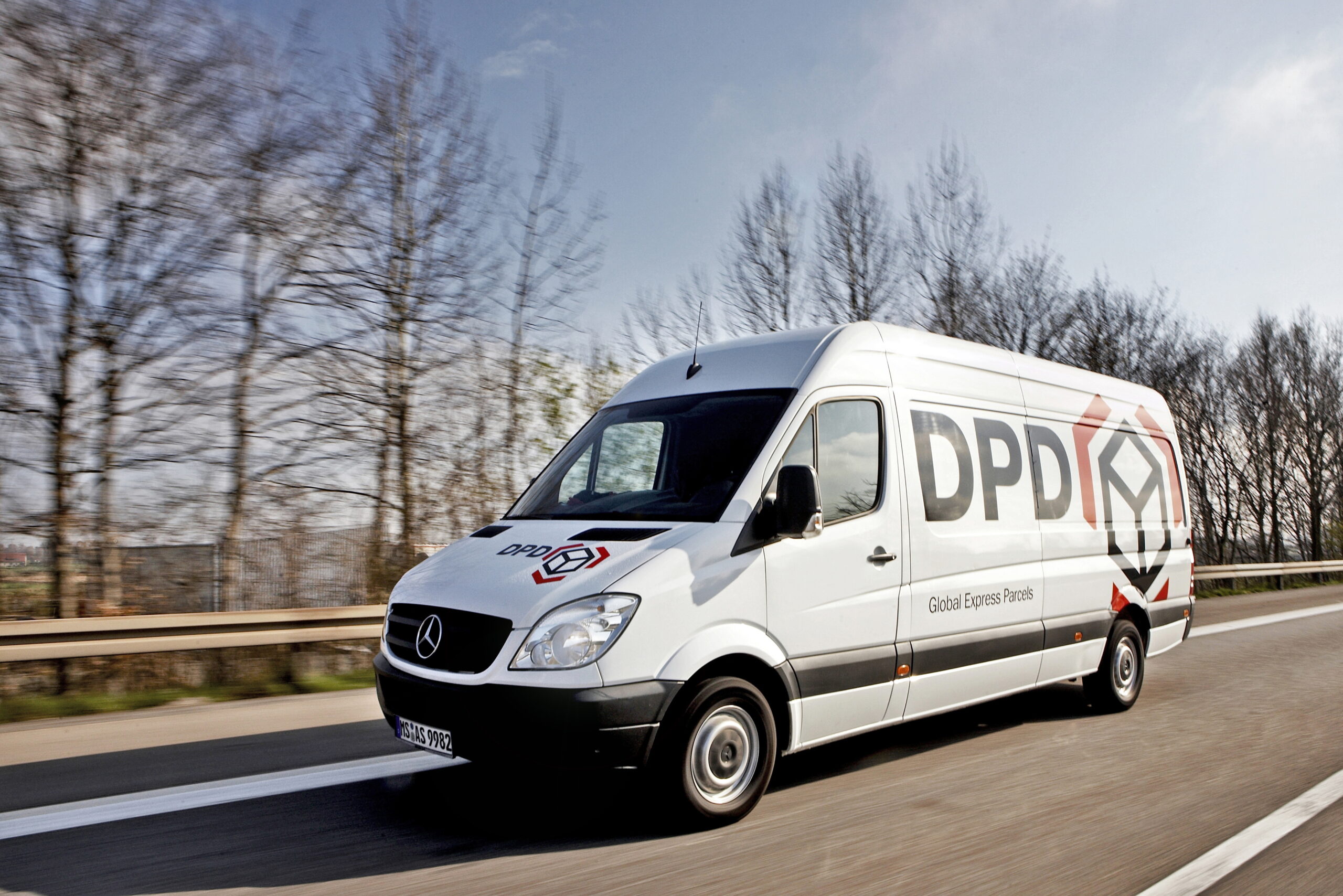 Afacerile DPD România au crescut cu 24% în primul semestru, până la 37 ...