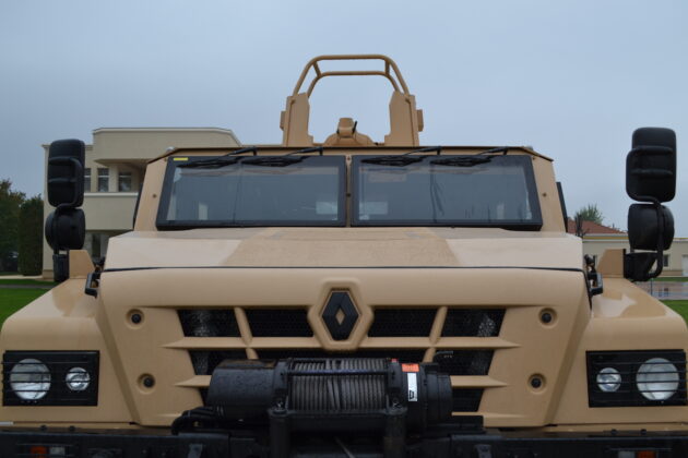 Renault va produce camioane şi maşini de teren militare, lângă Ploieşti ...