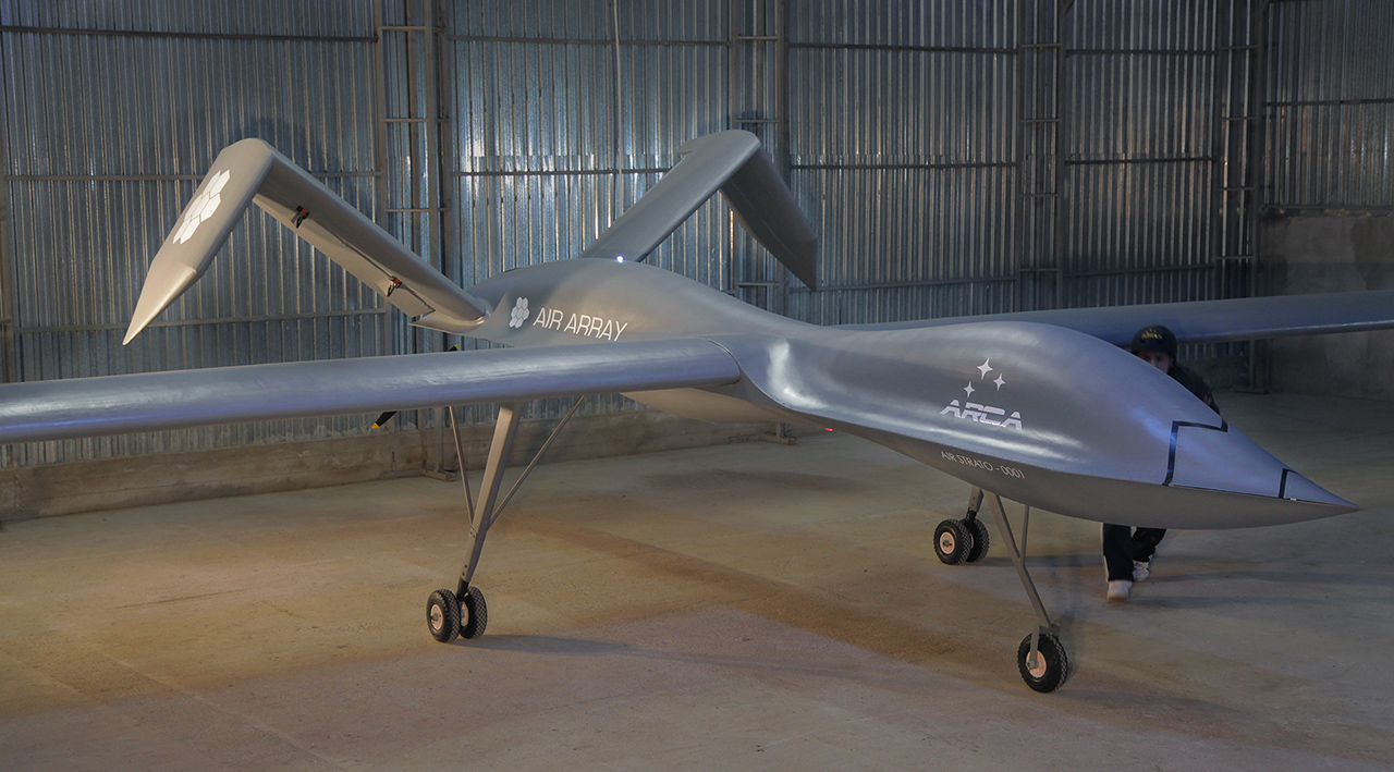 Primul avion fără pilot construit de români. FOTO - Economica.net