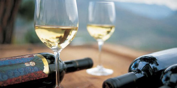 Alba: Un vin Traminer aparţinând unui mic producător va reprezenta ...