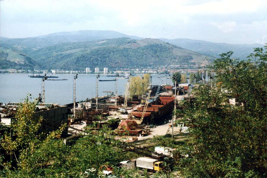 Trei nave fluviale vor fi construite la Şantierul Naval Orşova. Vor fi ...