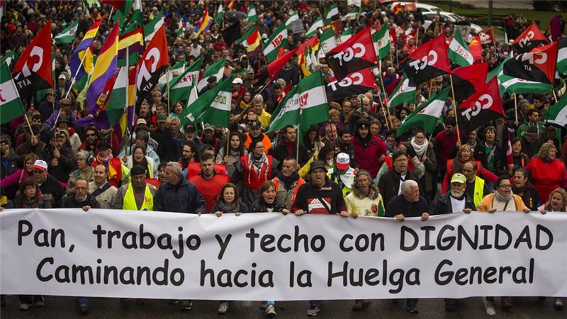 Zeci de mii de spanioli au manifestat împotriva austerităţii la Madrid ...