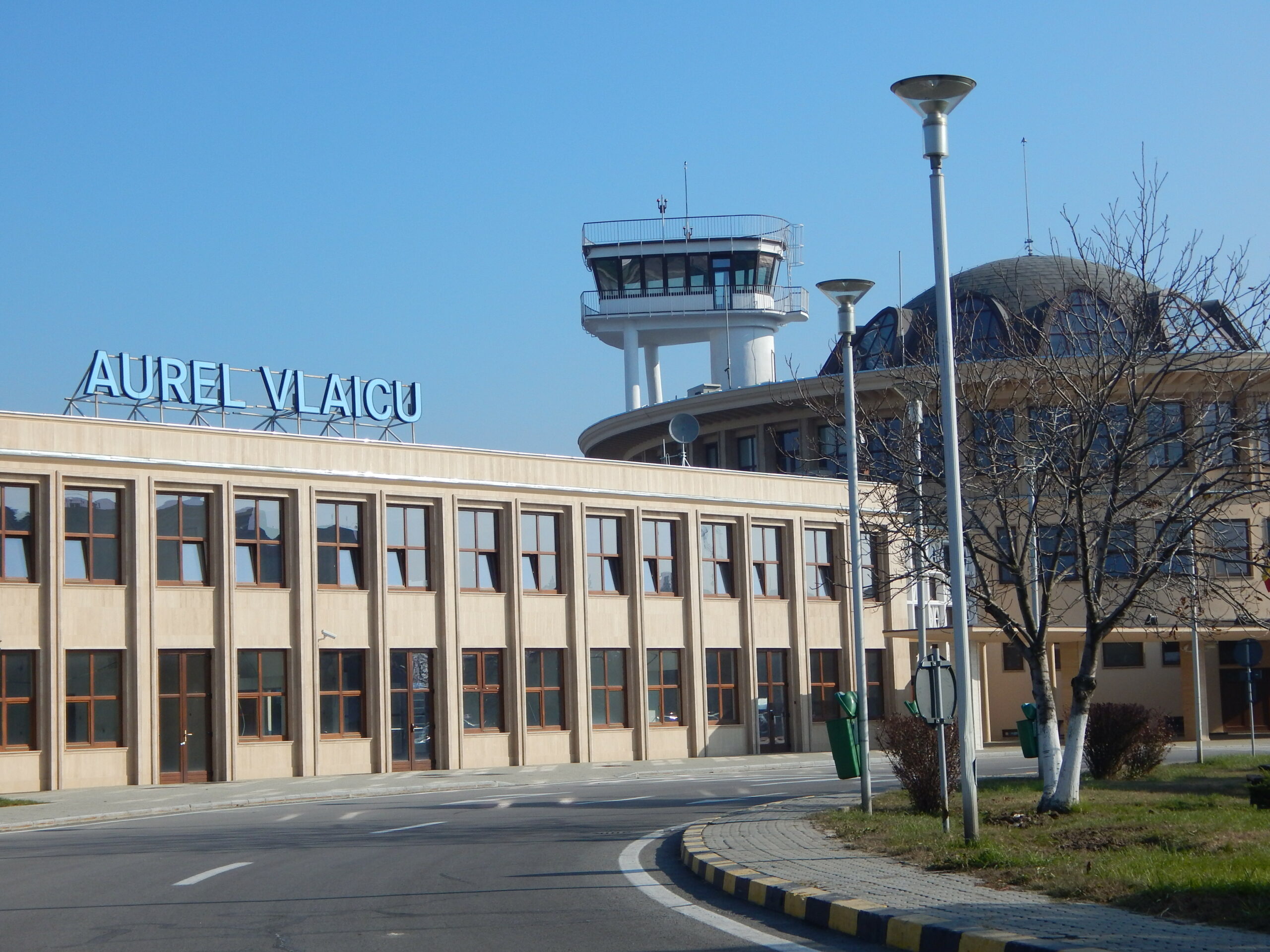 Aeroportul Băneasa va fi redeschis în aprilie 2020