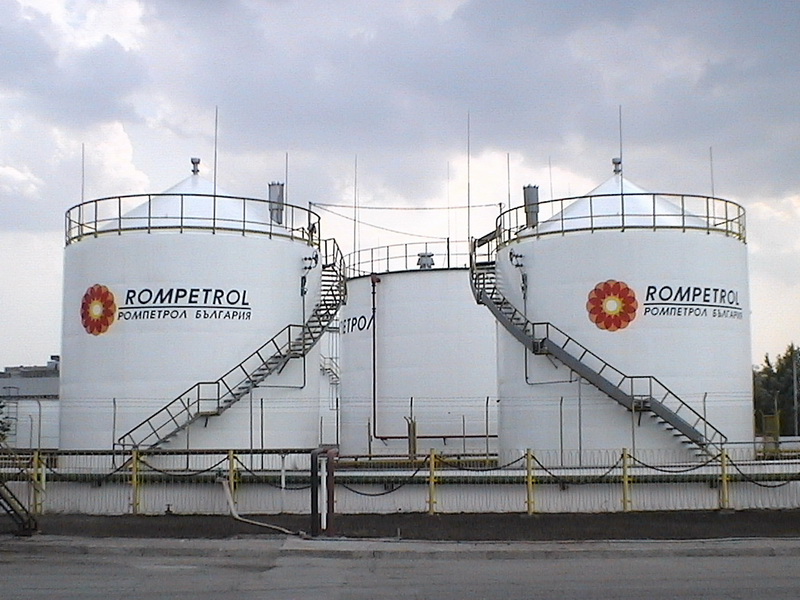 Şapte companii petroliere, inclusiv Rompetrol, vizate de o amplă ...
