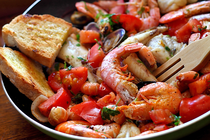 Piaţa de fructe de mare din România ar putea ajunge la circa 36,7 ...