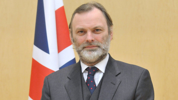 Premierul britanic l-a numit pe Tim Barrow în funcţia de ambasador al ...