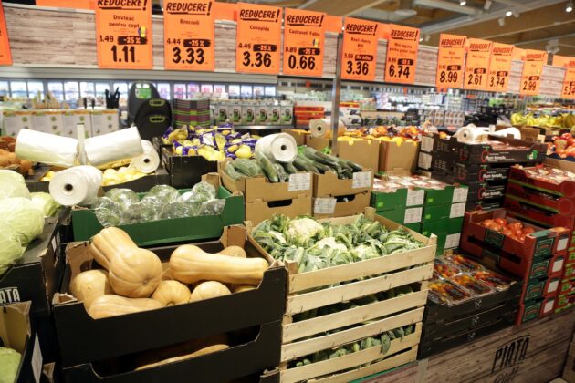 Lidl este cel mai mare importator de legume și fructe al României ...