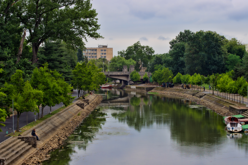 Contract de finanţare de aproximativ 14 milioane de euro pentru ...