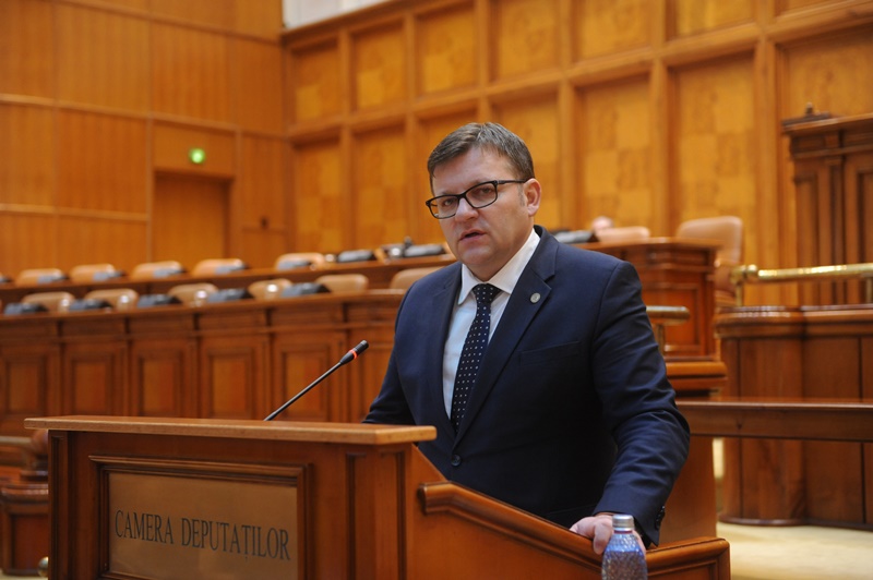 Marius Budăi: Limitarea la doi ani a angajării pe salariul minim este ...