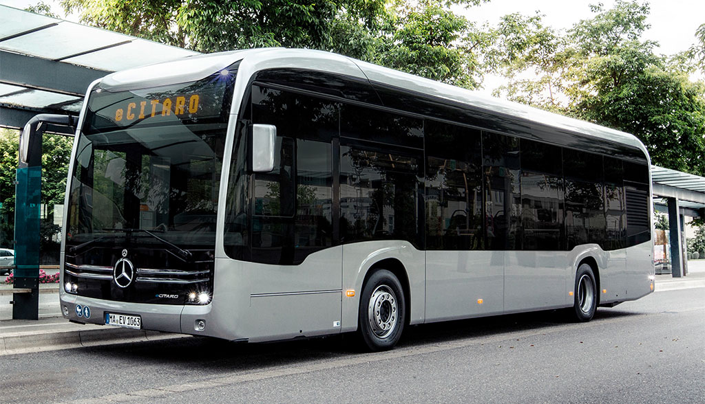 Daimler va livra primele autobuze electrice urbane Mercedes-Benz ...