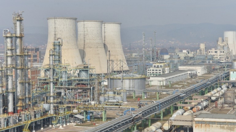 E oficial: Chimcomplex-ul lui Ştefan Vuza a cumpărat Oltchim ...