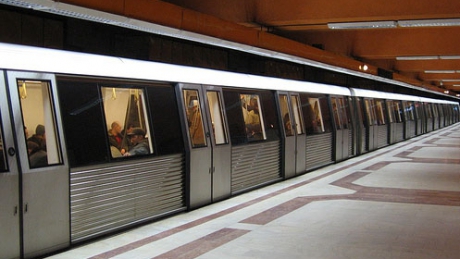 Trenurile de metrou CAF şi Bombardier s-au defectat în 2019 mai des ...