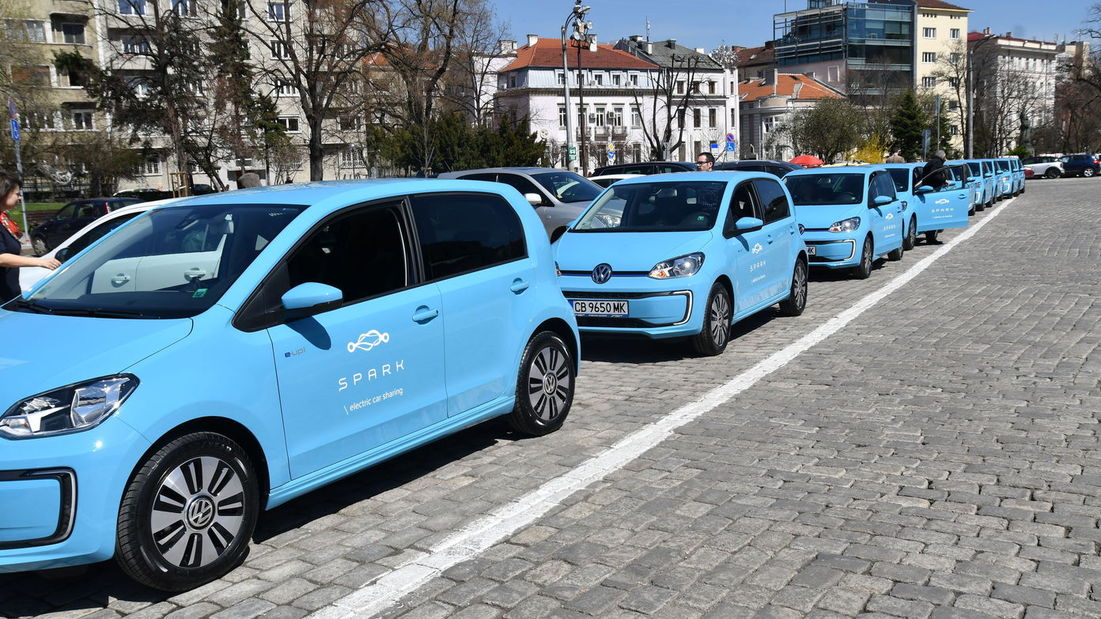 Spark, un nou serviciu de car-sharing intră pe piața din România. Oferă ...