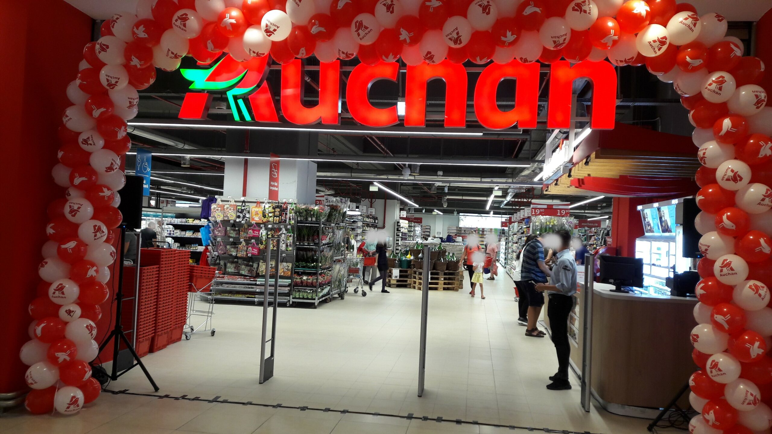 Auchan extinde opțiunile de livrare pentru comenzile online printr-un ...