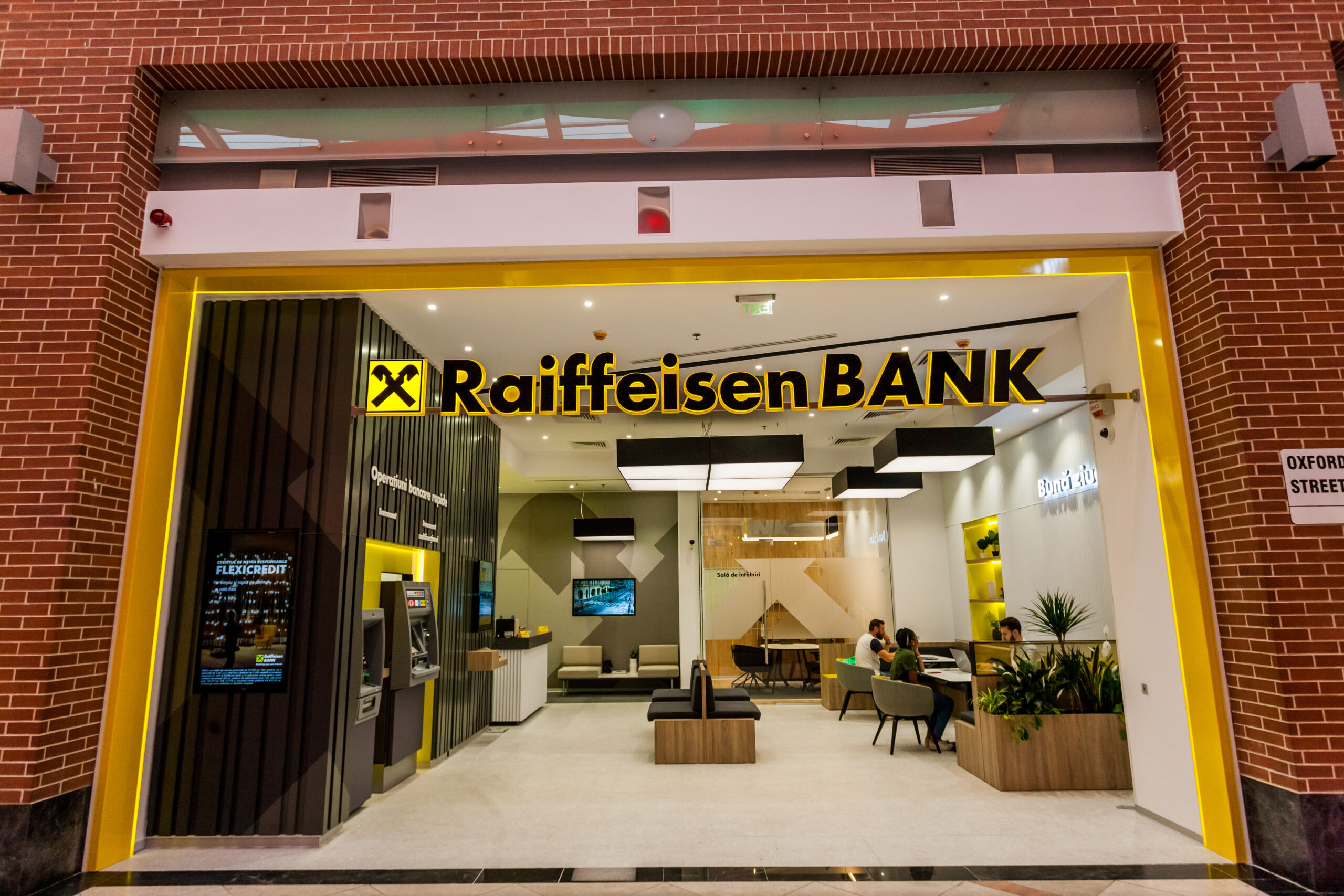 Raiffeisen Bank va analiza cu atenţie recomandările băncii centrale ...