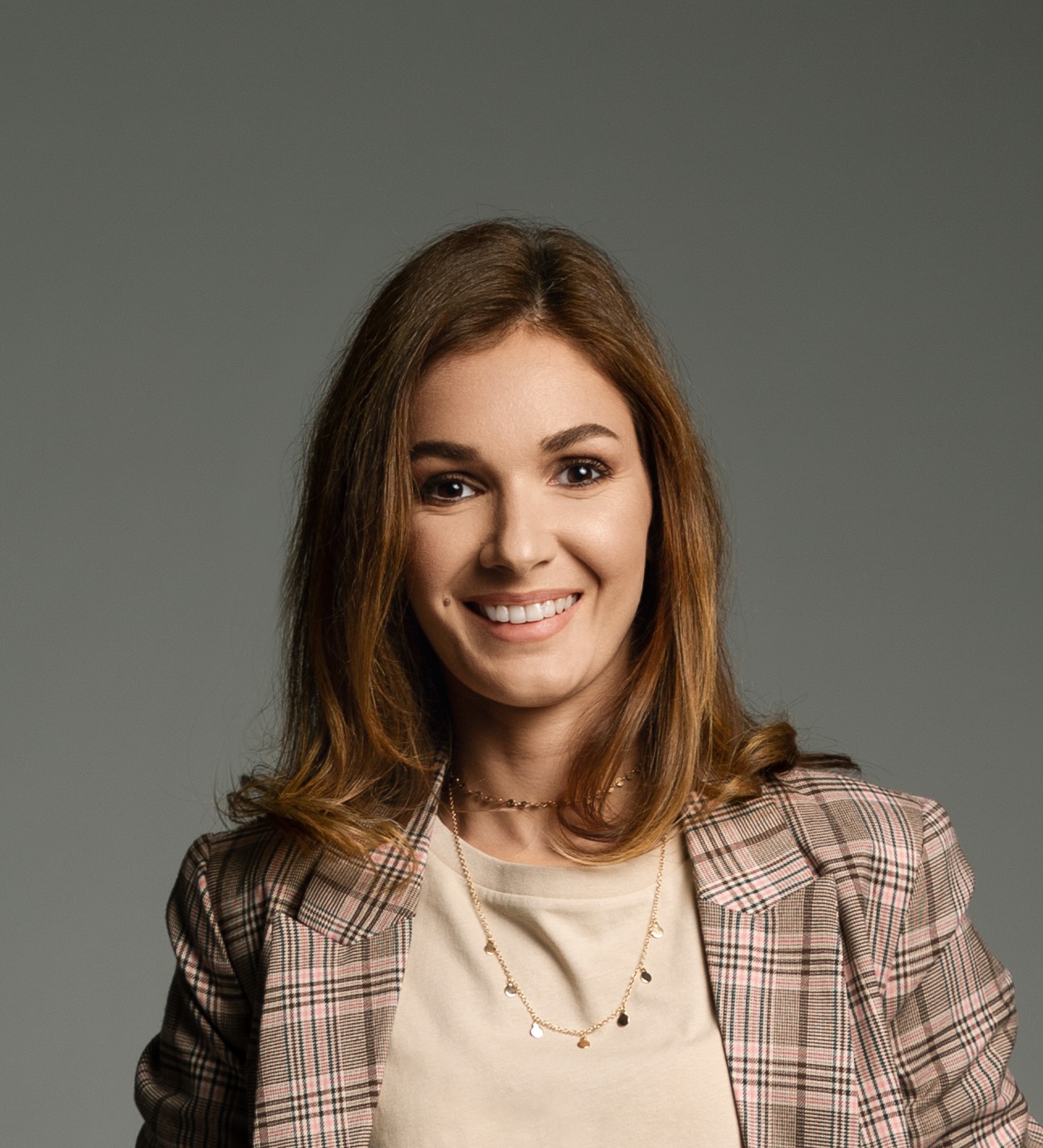 Alexandra Răuț este noul Head of Marketing OPPO în România - Economica.net