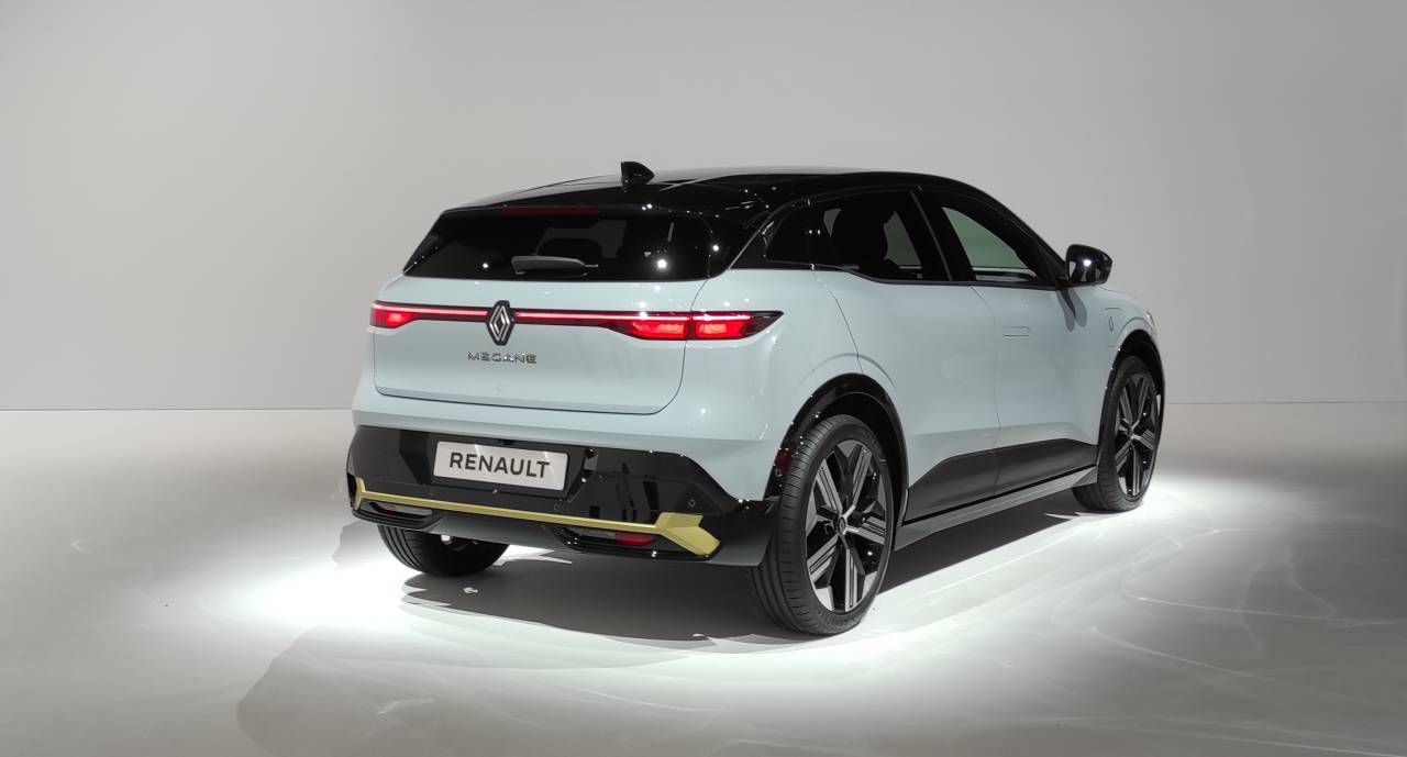 Renault a prezentat Megane E-Tech Electric la IAA Mobility din Munchen ...