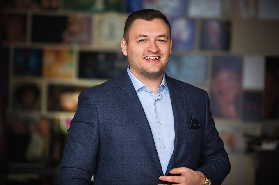 Dr. Leahu deschide un centru stomatologic la Craiova în urma unei ...