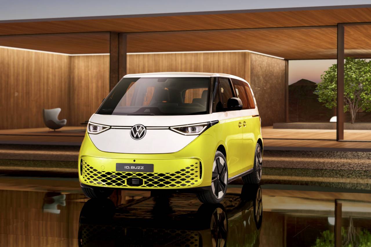 Volkswagen a prezentat oficial ID. Buzz, un vehicul electric emoțional ...