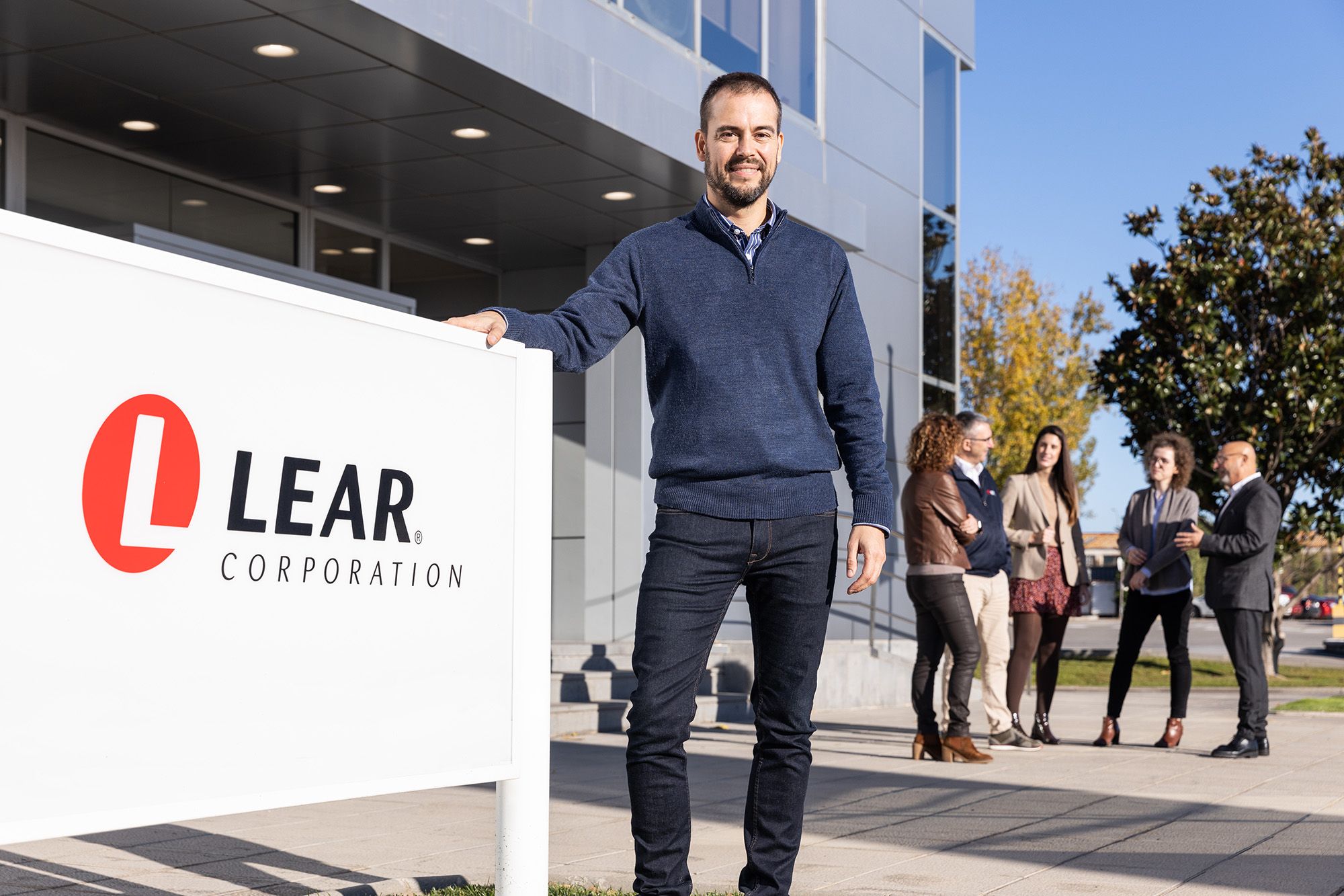 Lear, o companie americană din topul Fortune 500, cumpără firma ...