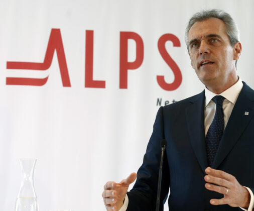 OMV a decis să nu-l dea în judecată pe fostul director Rainer Seele ...