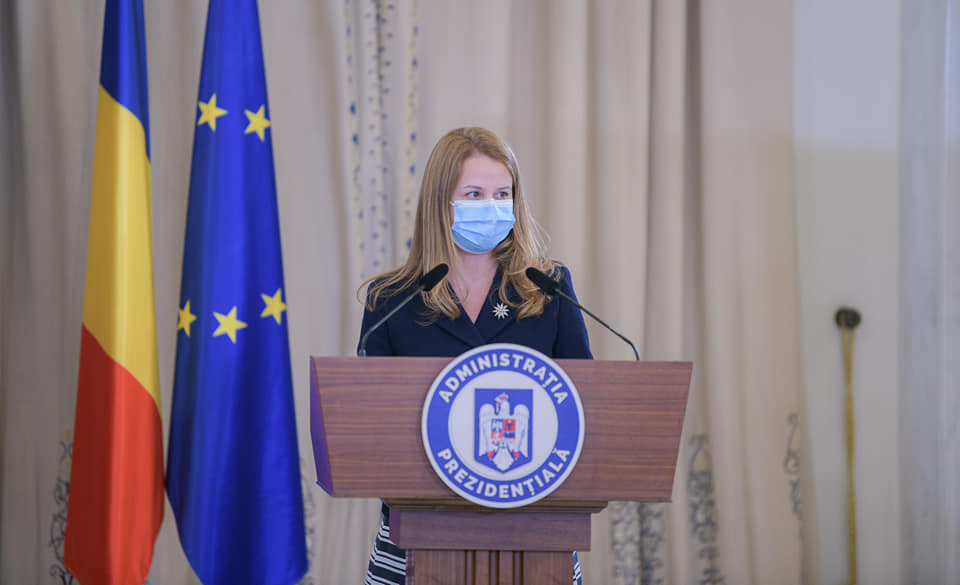 Update: Ligia Deca a depus jurământul de învestire. Decretul de numire ...