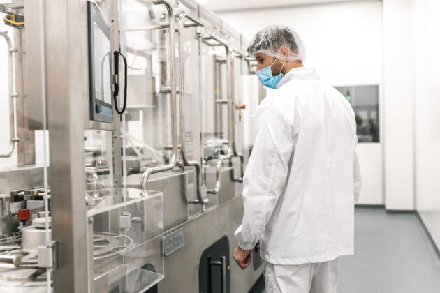 O nouă fabrică de medicamente în România: cea mai modernă fabrică de medicamente topice din ...