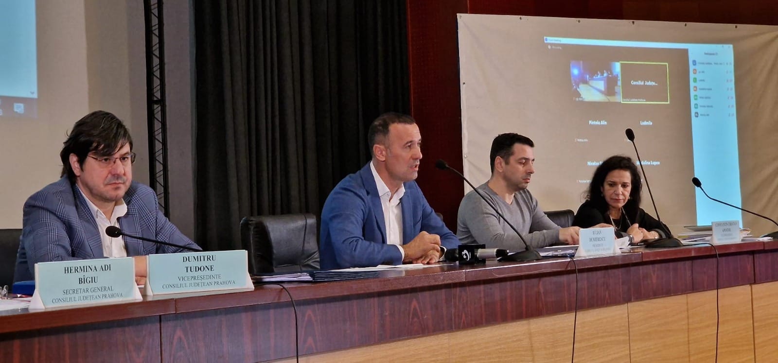 CJ Prahova va împrumuta 300 de milioane de lei pentru asigurarea ...