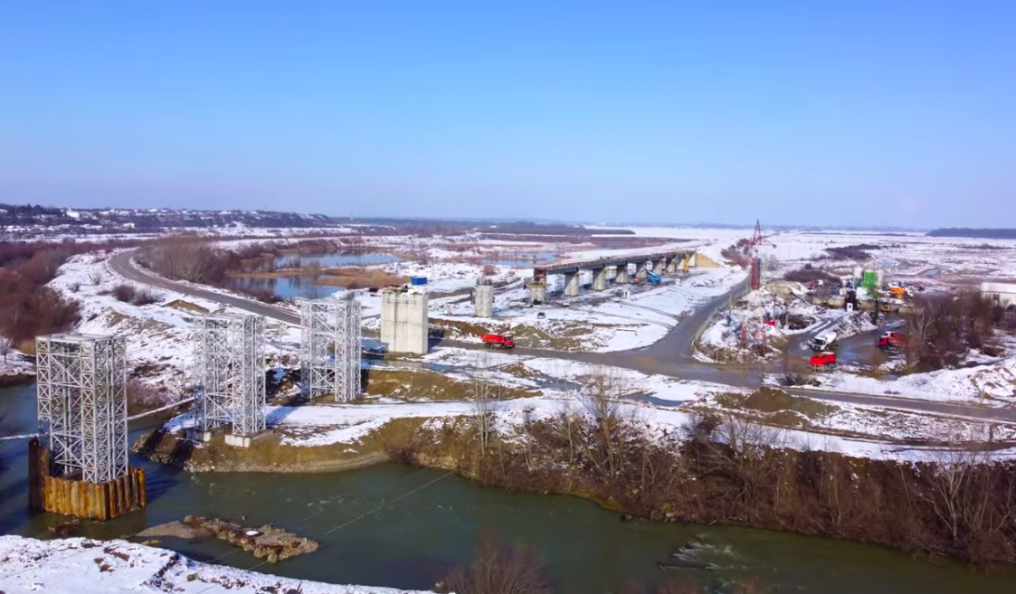 Top constructori cale ferată: Porr, FCC și WeBuild au avut cele mai ...