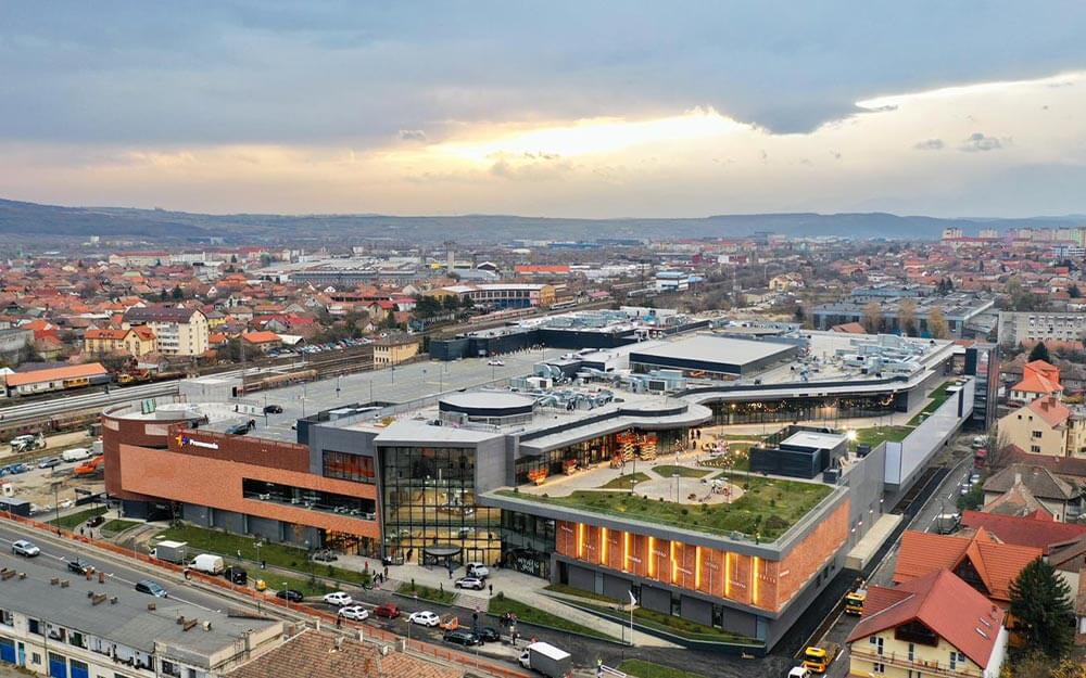 NEPI Rockcastle, cel mai mare proprietar de malluri din România, aproape că și-a dublat profitul ...