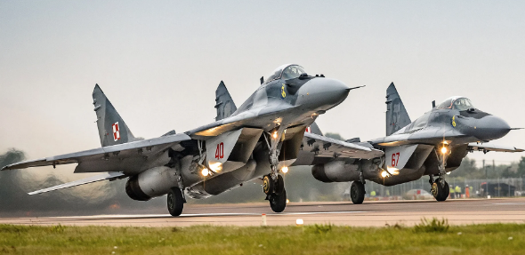 Polonia va transfera Ucrainei patru avioane MIG-29 - Economica.net