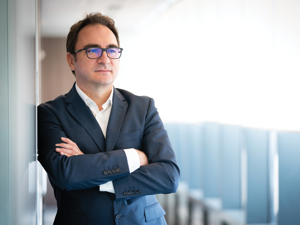 Simtel Team vrea să acceseze credite de 100 de milioane de euro pentru ...