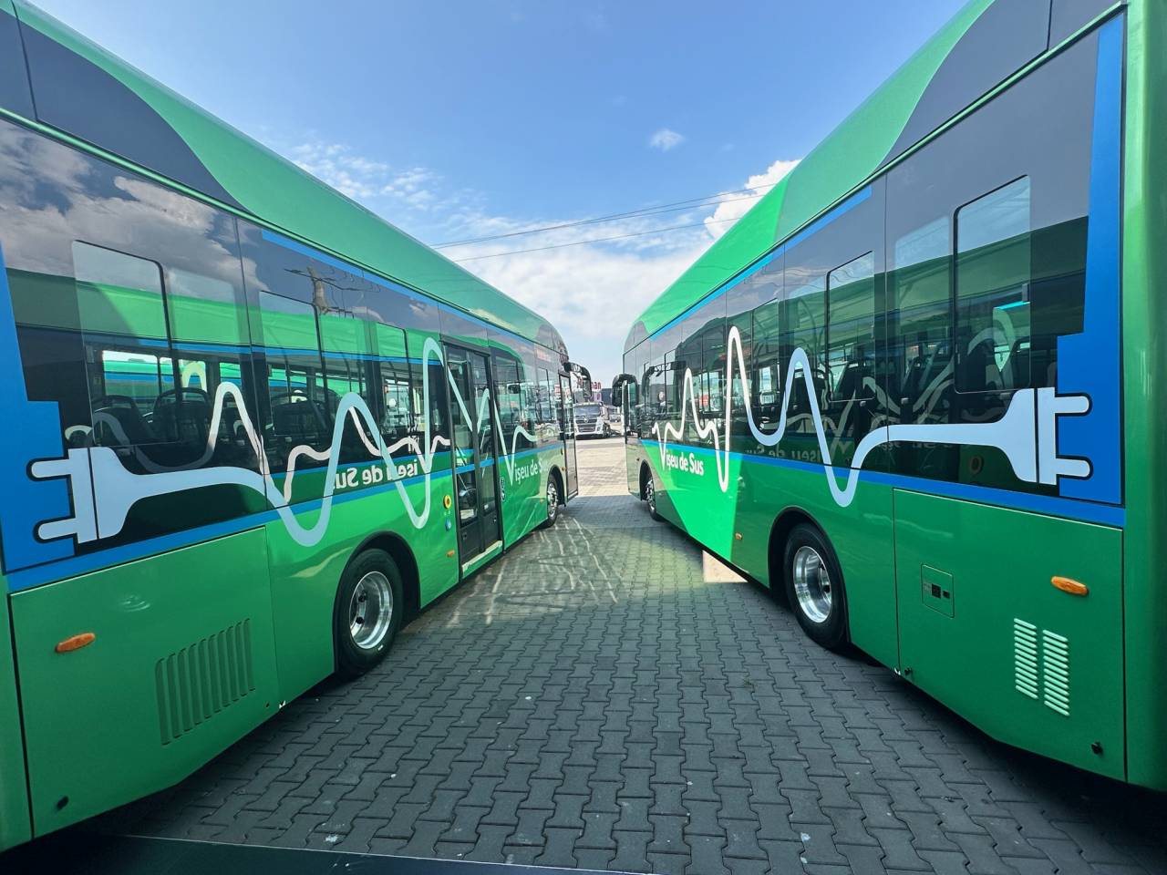 Producător român de autobuze electrice se luptă cu firme din Turcia la ...