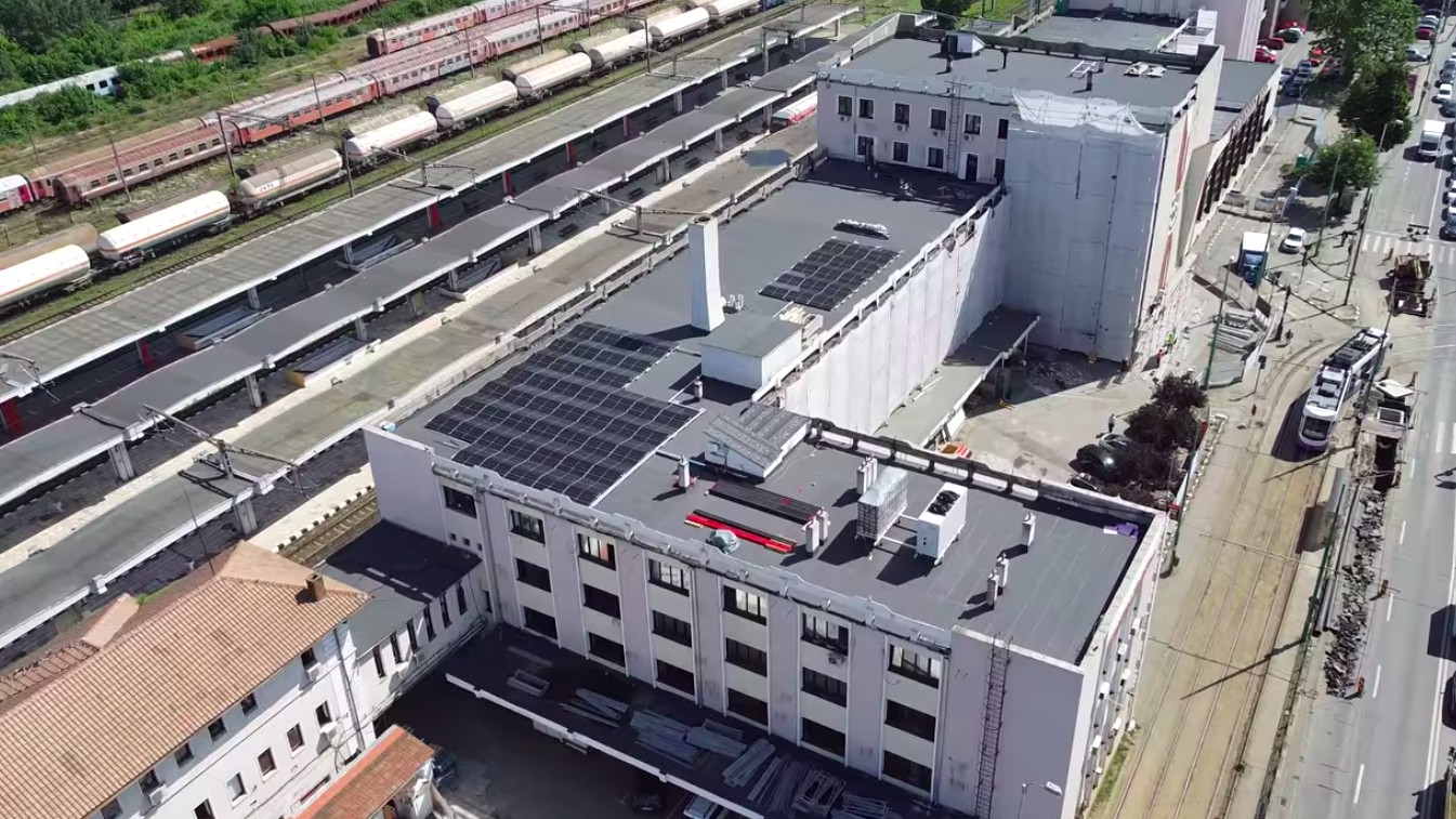 Prima gară din România cu panouri fotovoltaice FOTO - Economica.net