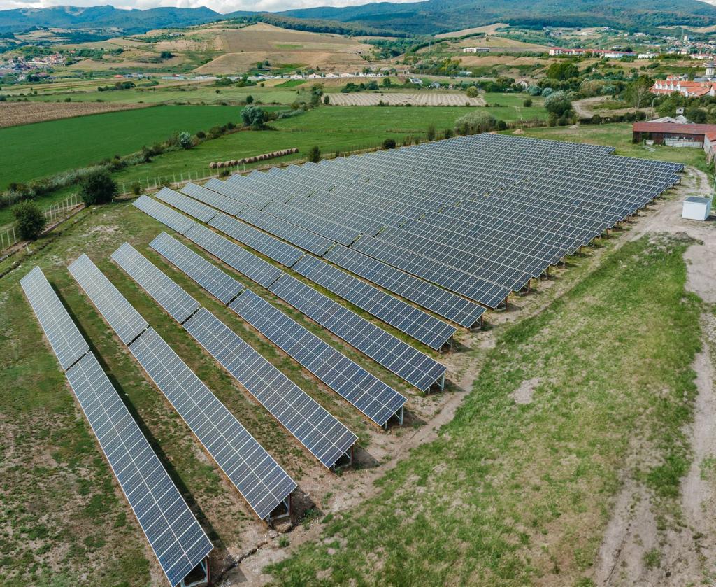Grecii de la Metka cumpără companii de proiect de parcuri fotovoltaice ...