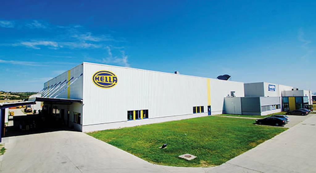 Director Hella Technical Center Oradea: Căutăm ingineri și programatori ...