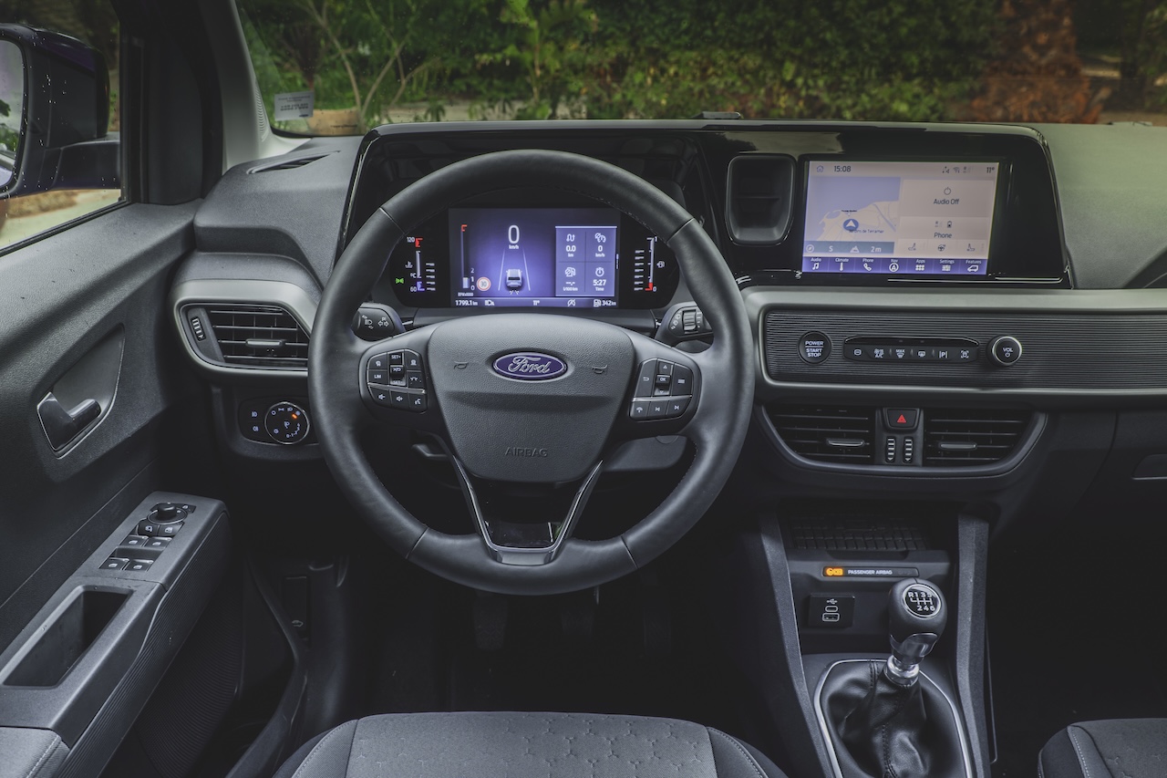 Test Ford Courier - Transportator versatil - Economica.net