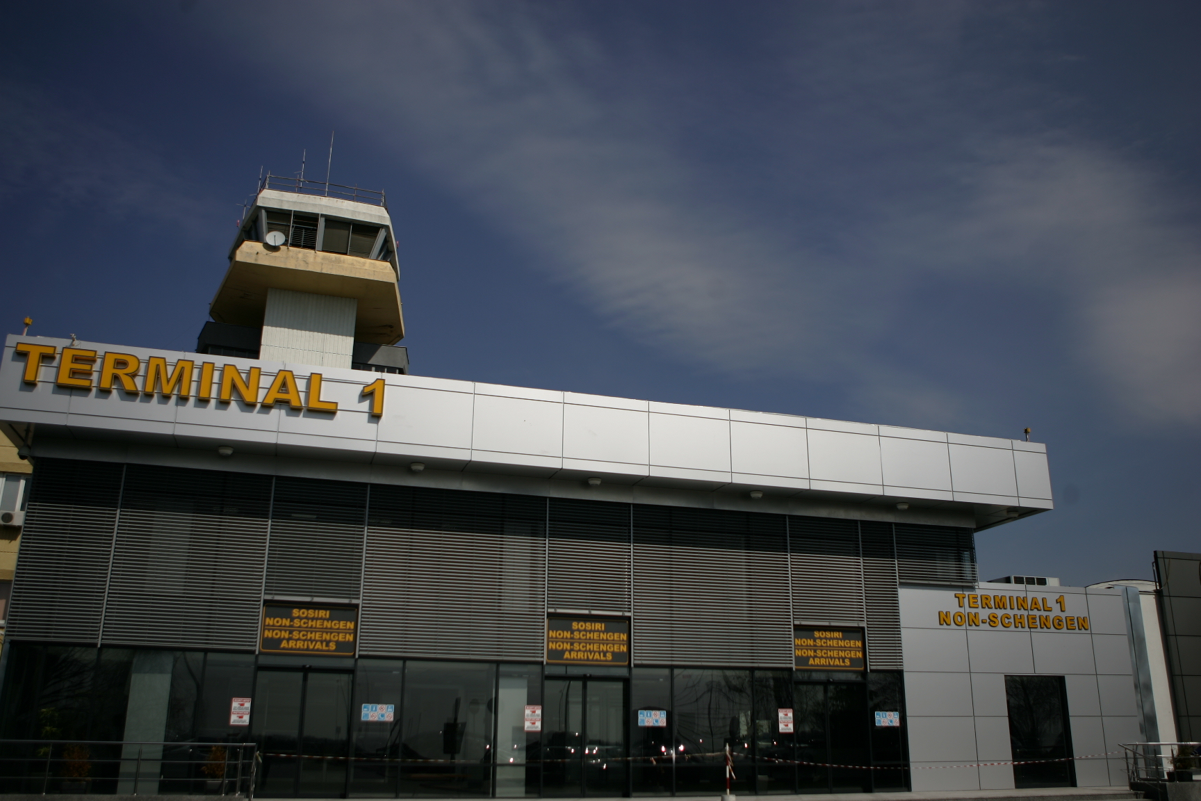 Zborurile spre și dinspre Munchen de pe Aeroportul "Traian Vuia" din ...