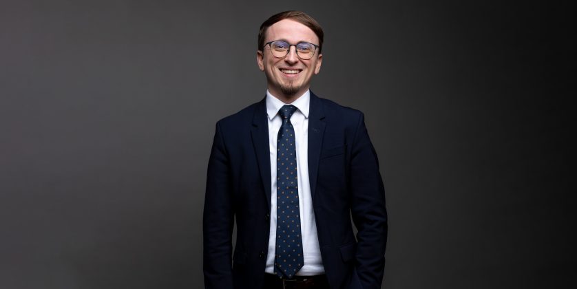 George Zlati, avocat: Accesarea telefoanelor, a Facebook-ului ...