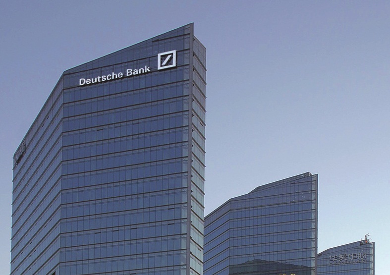 Deutsche Bank extinde mandatul directorului general Christian Sewing ...
